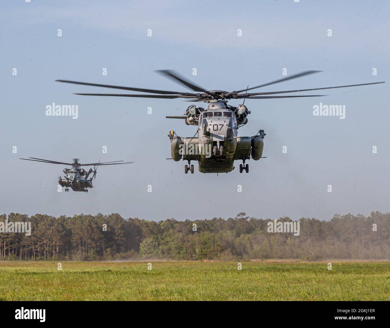 U.S. Marine Corps CH-53E Super Stallions with Marine Heavy Helicopter ...