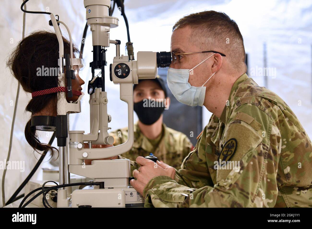 Lt. Col. Keith Schmidt, Chief of Optometry at the Madigan Army Medical ...