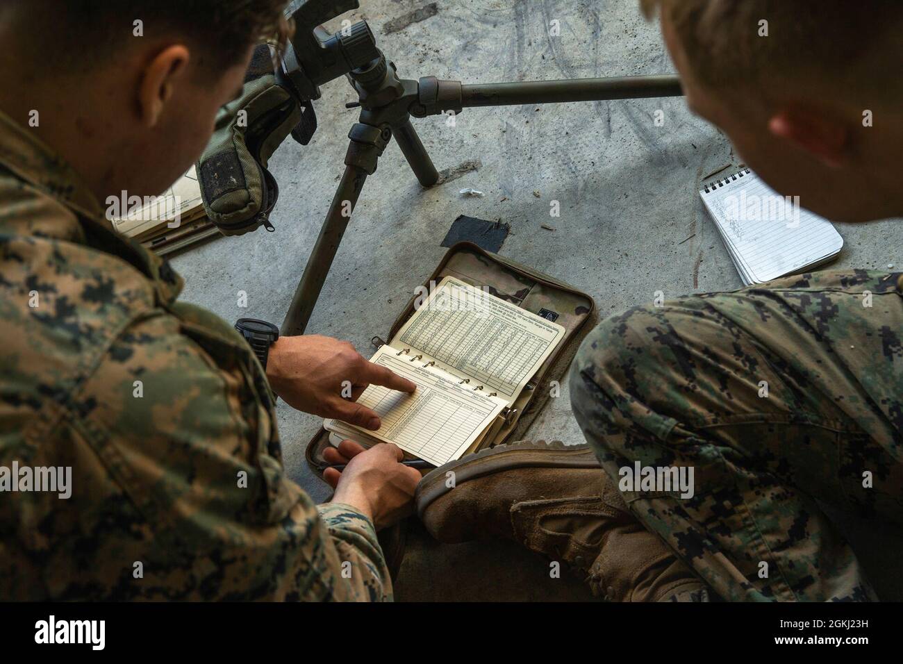 Snipers precision hi-res stock photography and images - Alamy