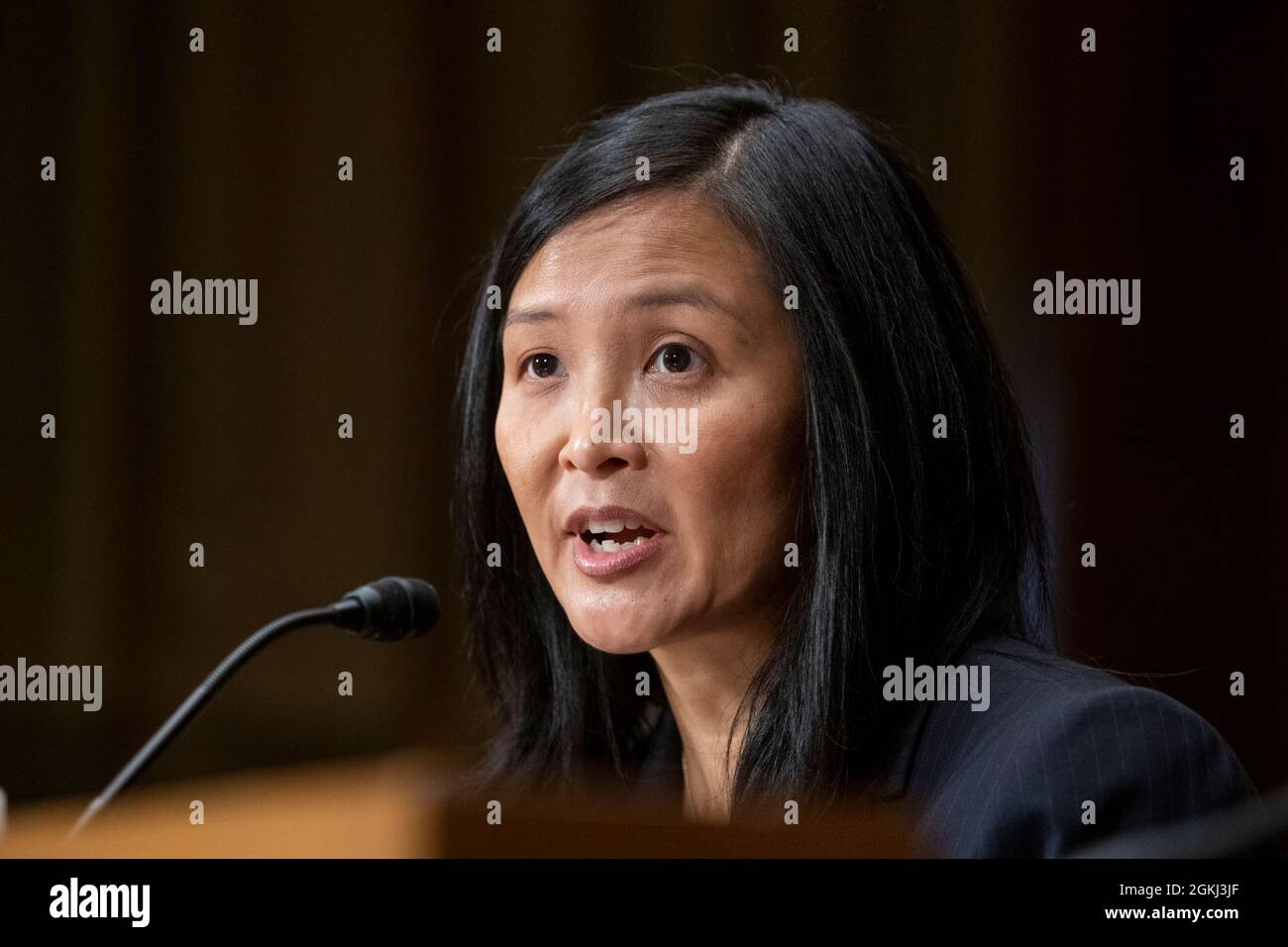 Jennifer sung hi-res stock photography and images - Alamy