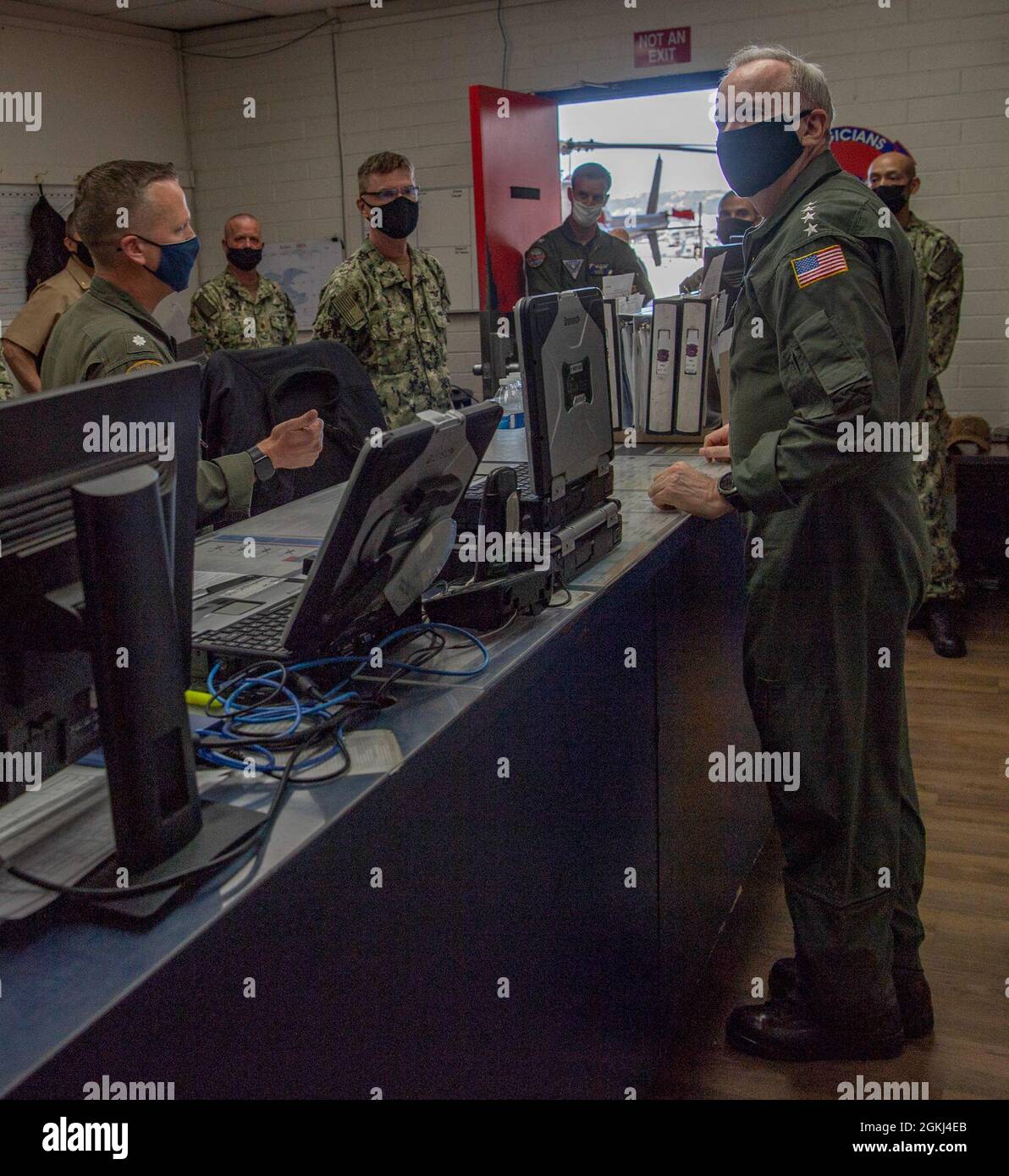 Adm bill lescher hi-res stock photography and images - Alamy