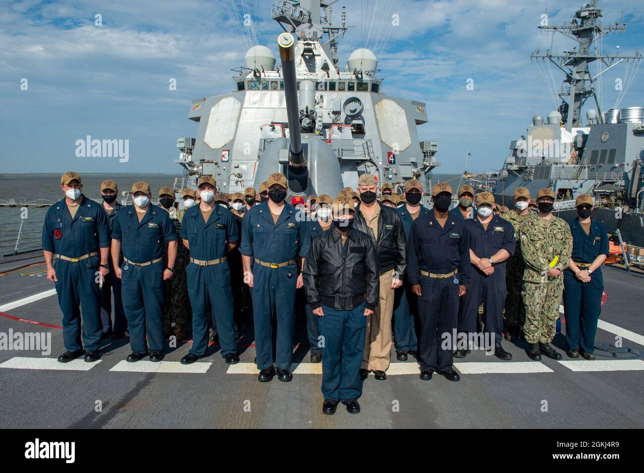 Surface warfare officer pinning hi-res stock photography and images - Alamy