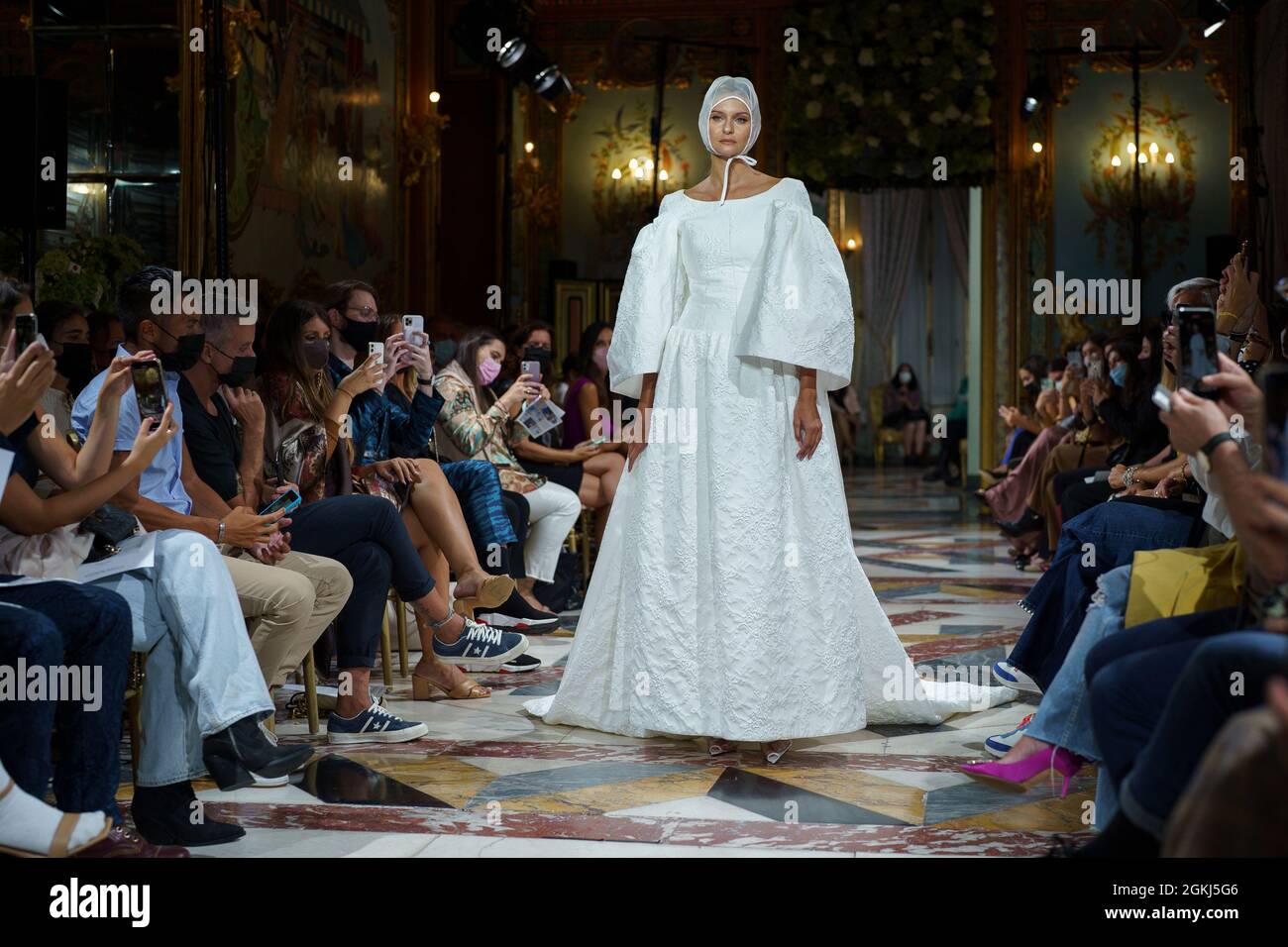 Brea bridal collection hi-res stock photography and images - Alamy