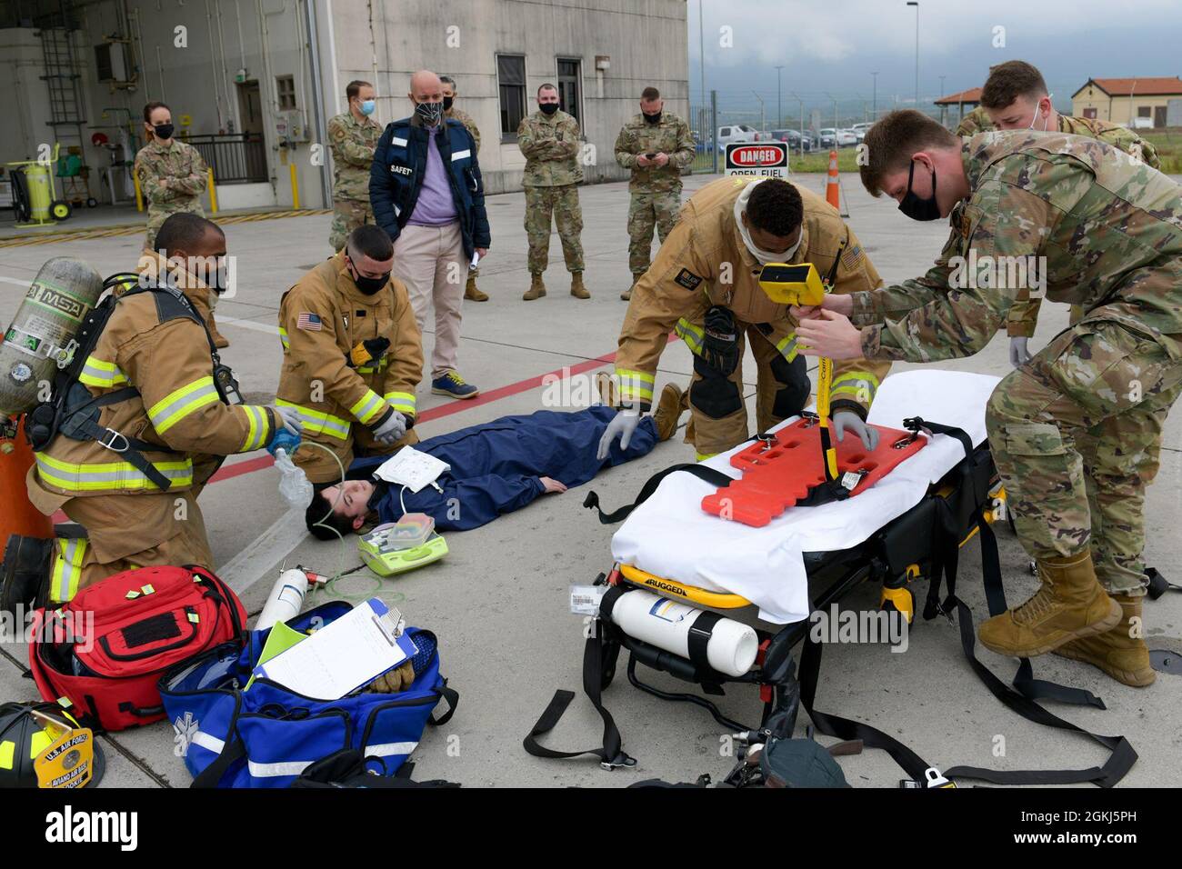 Members from the 31st Civil Engineer Squadron (CES) fire department ...