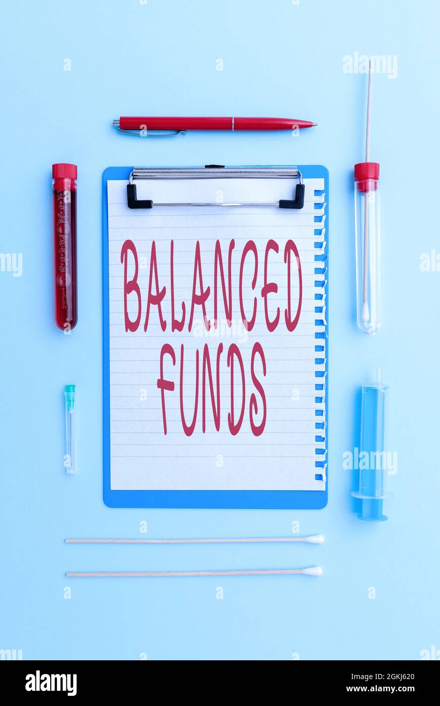 Wealth written bank notes hi-res stock photography and images - Alamy