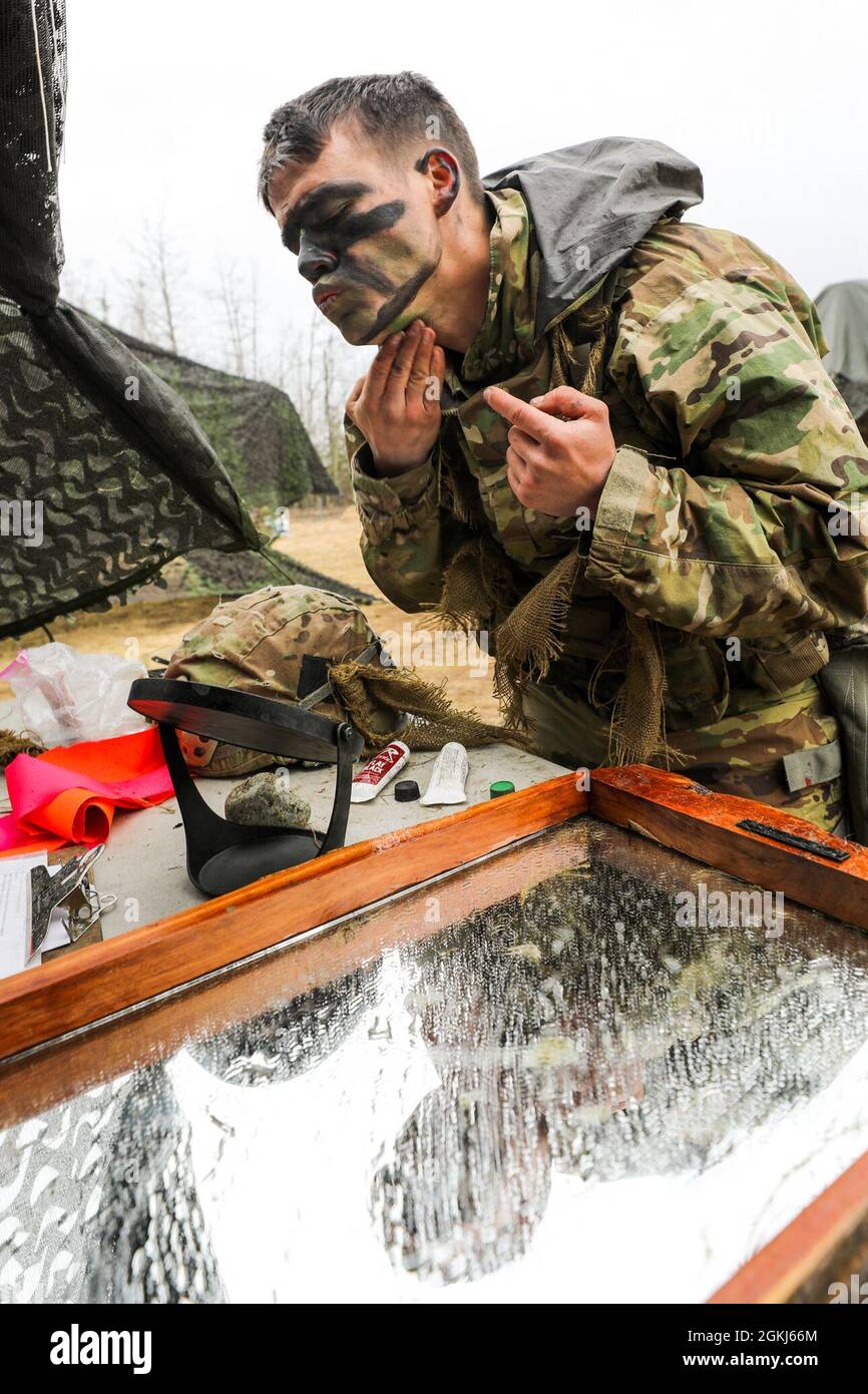 1st Lt. Brian Reinwald, 1st Battalion, 501st Parachute Infantry ...