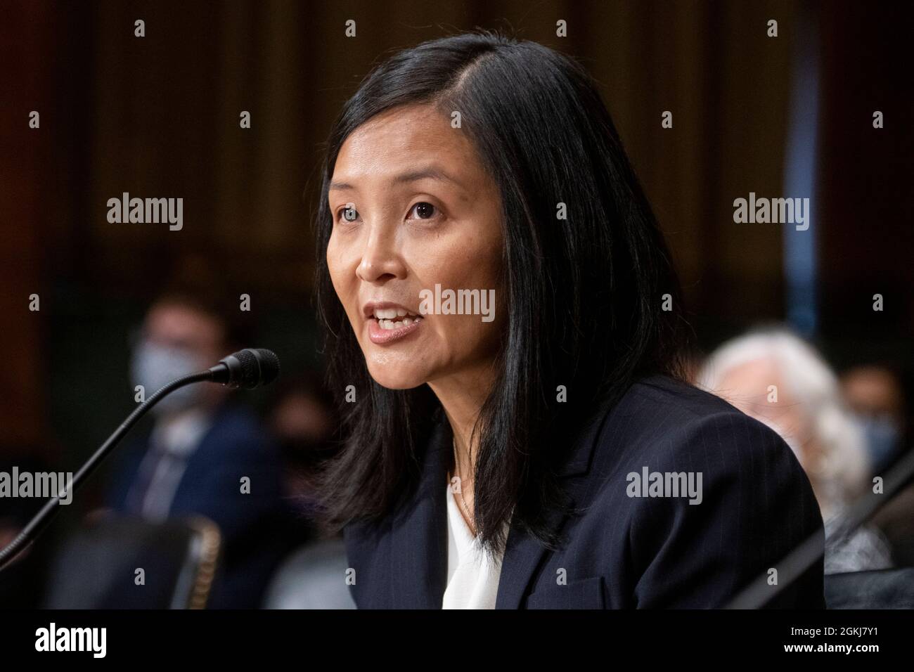 Jennifer sung hi-res stock photography and images - Alamy