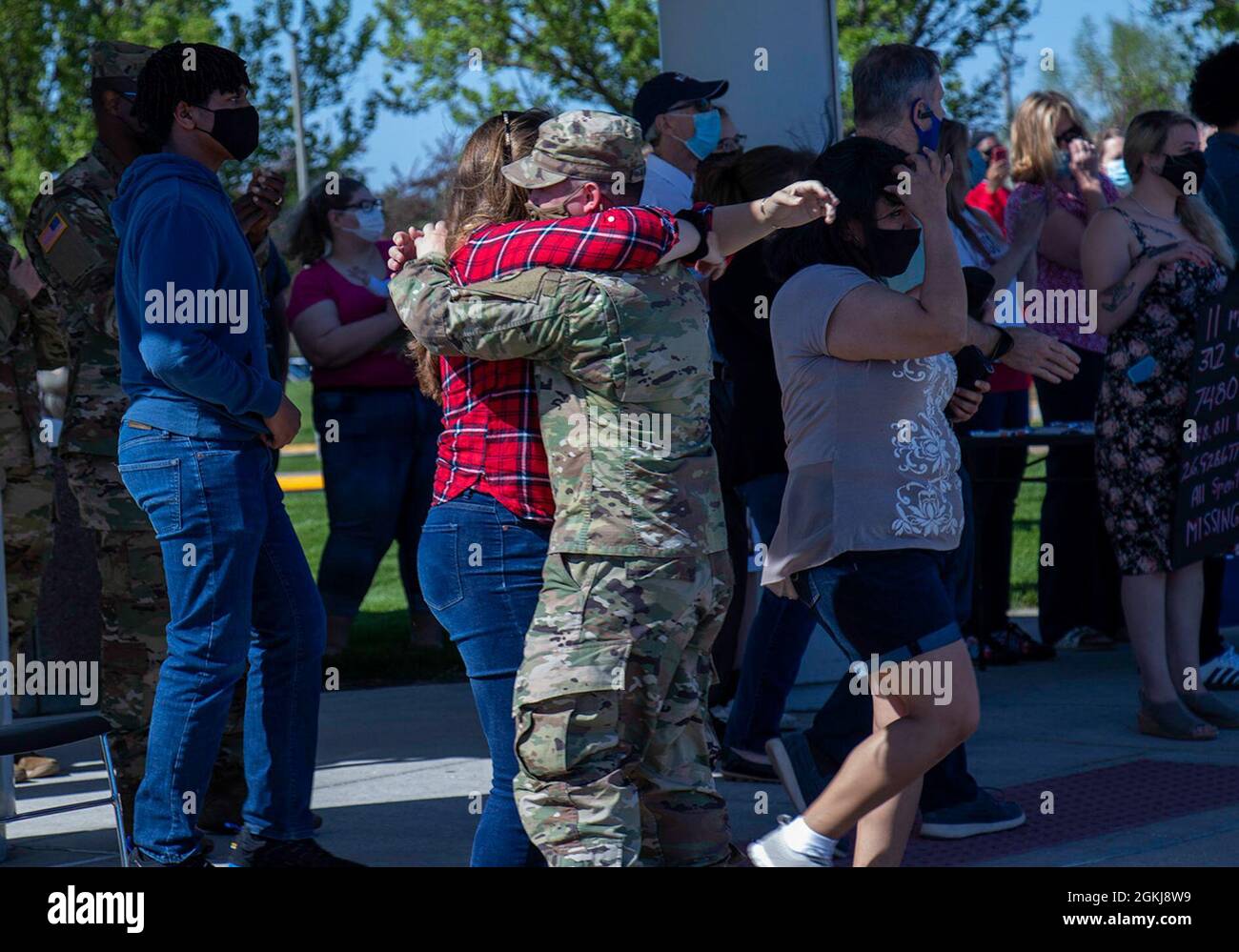 33rd infantry brigade combat team hi-res stock photography and images ...
