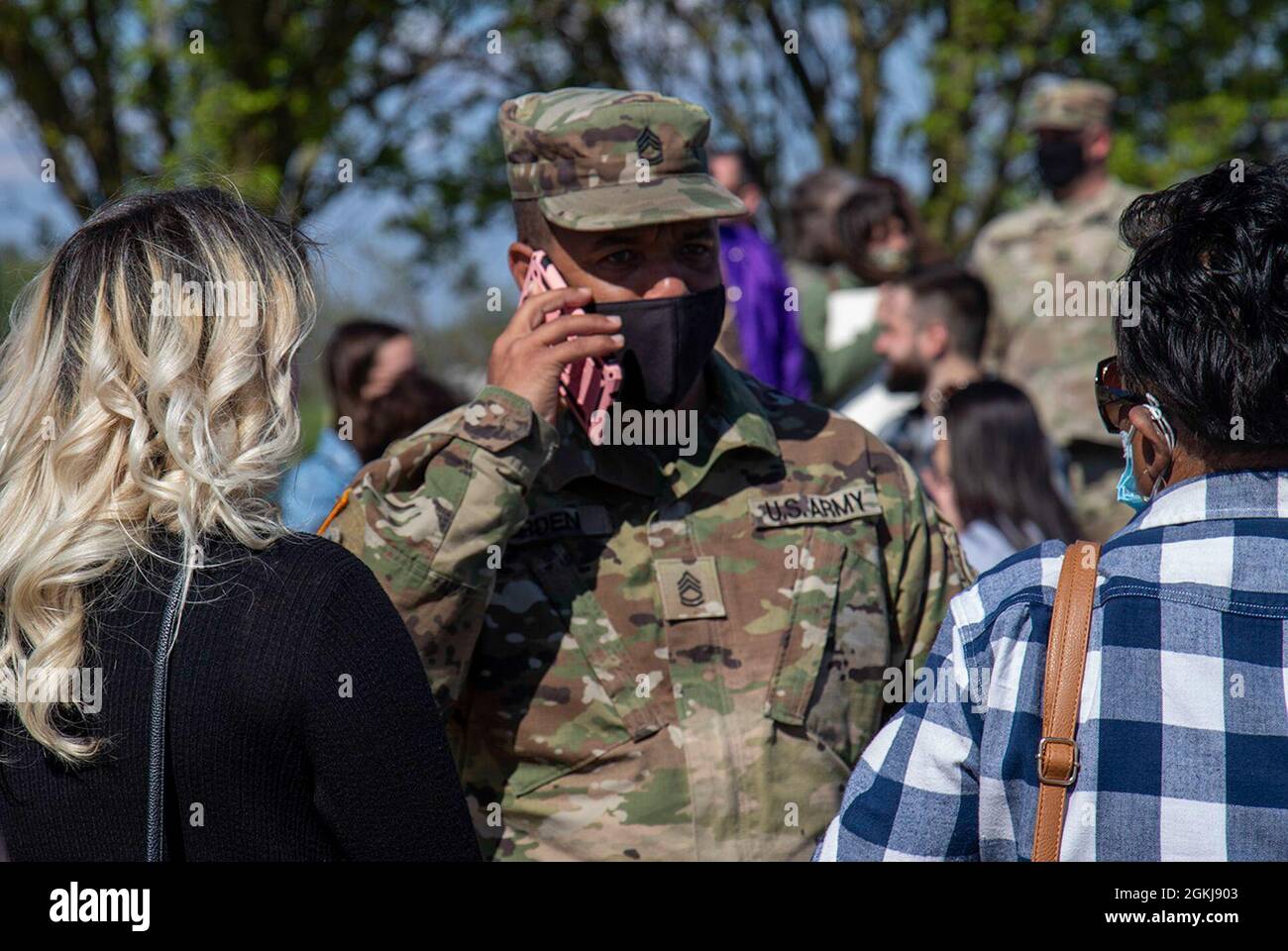 Soldiers from the 33rd Infantry Brigade Combat Team, based in Urbana ...