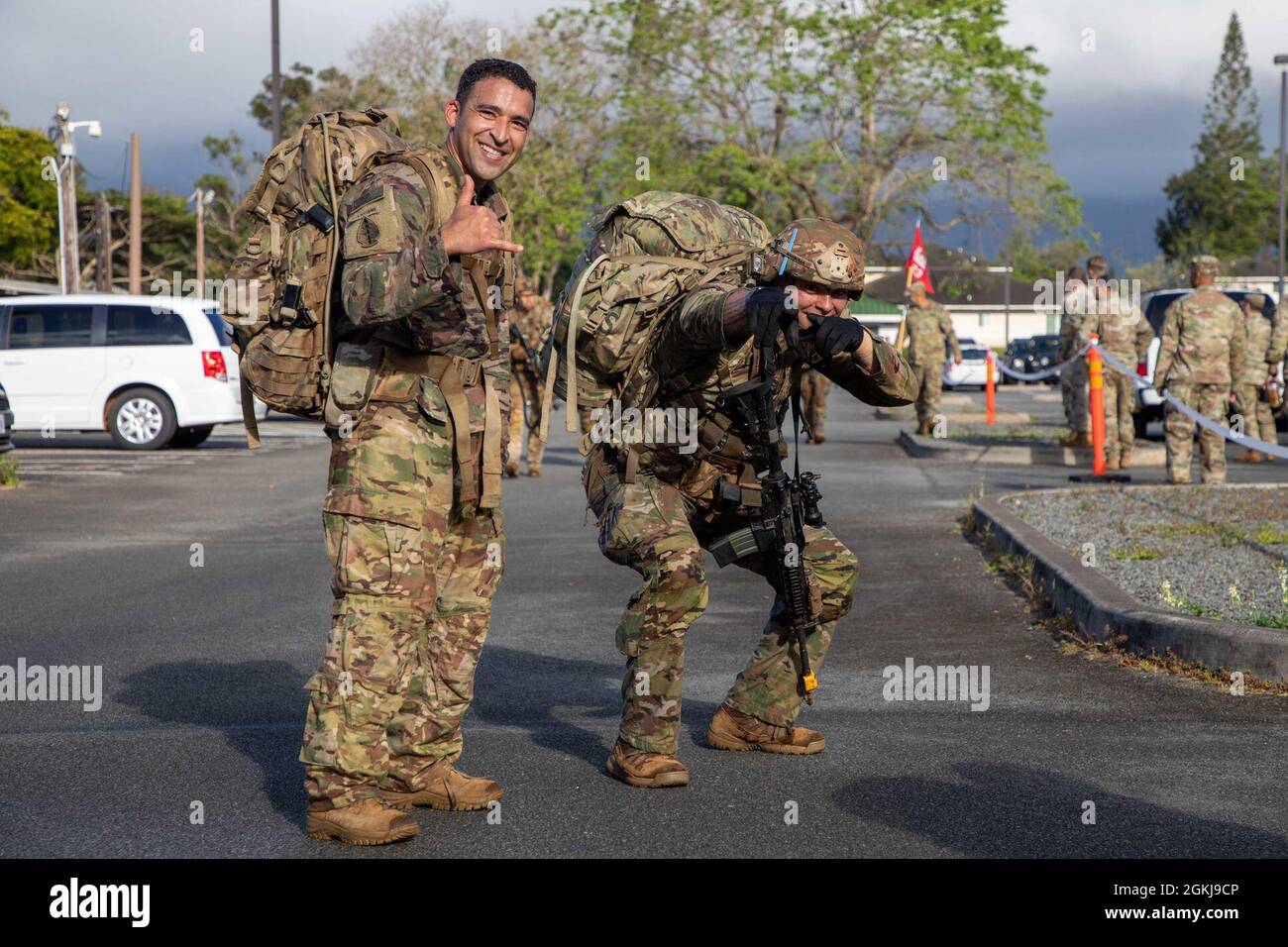 Soldiers assigned to the 25th Infantry Division and U.S. Army Hawaii ...