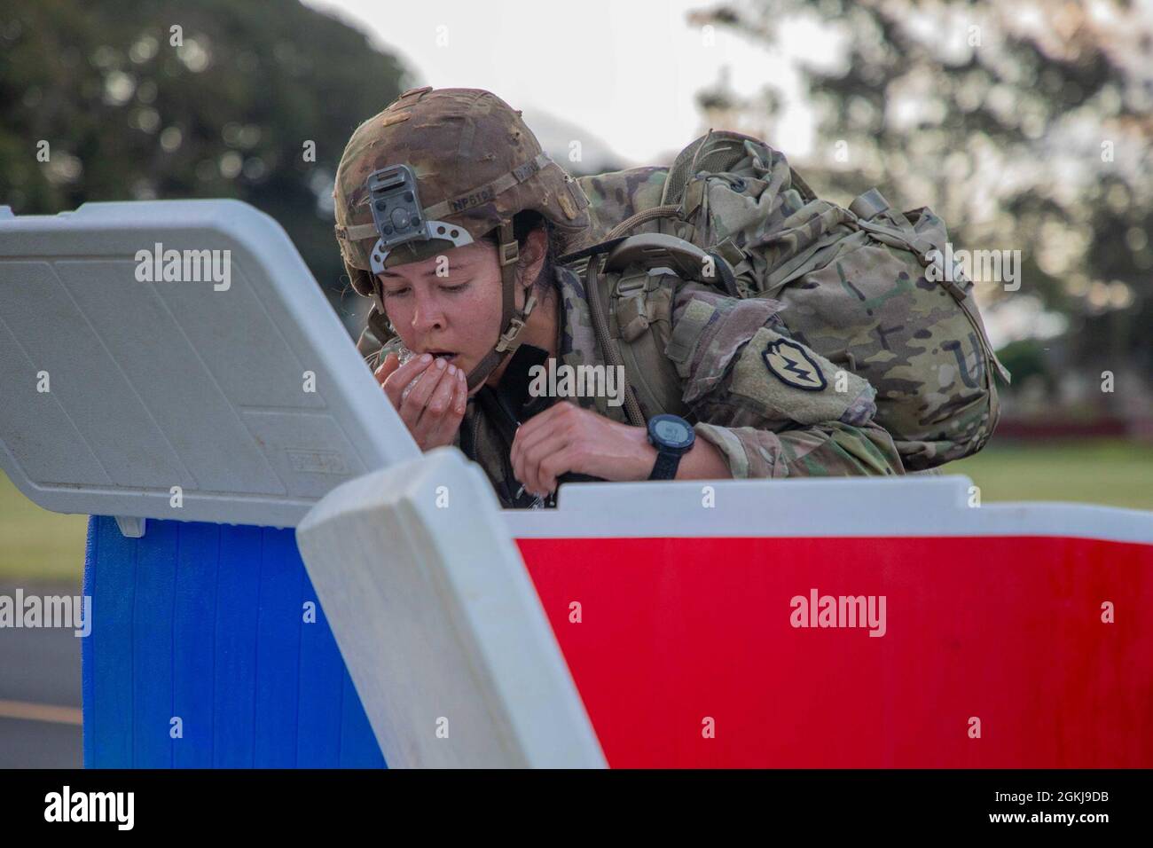 Soldiers assigned to the 25th Infantry Division and U.S. Army Hawaii ...