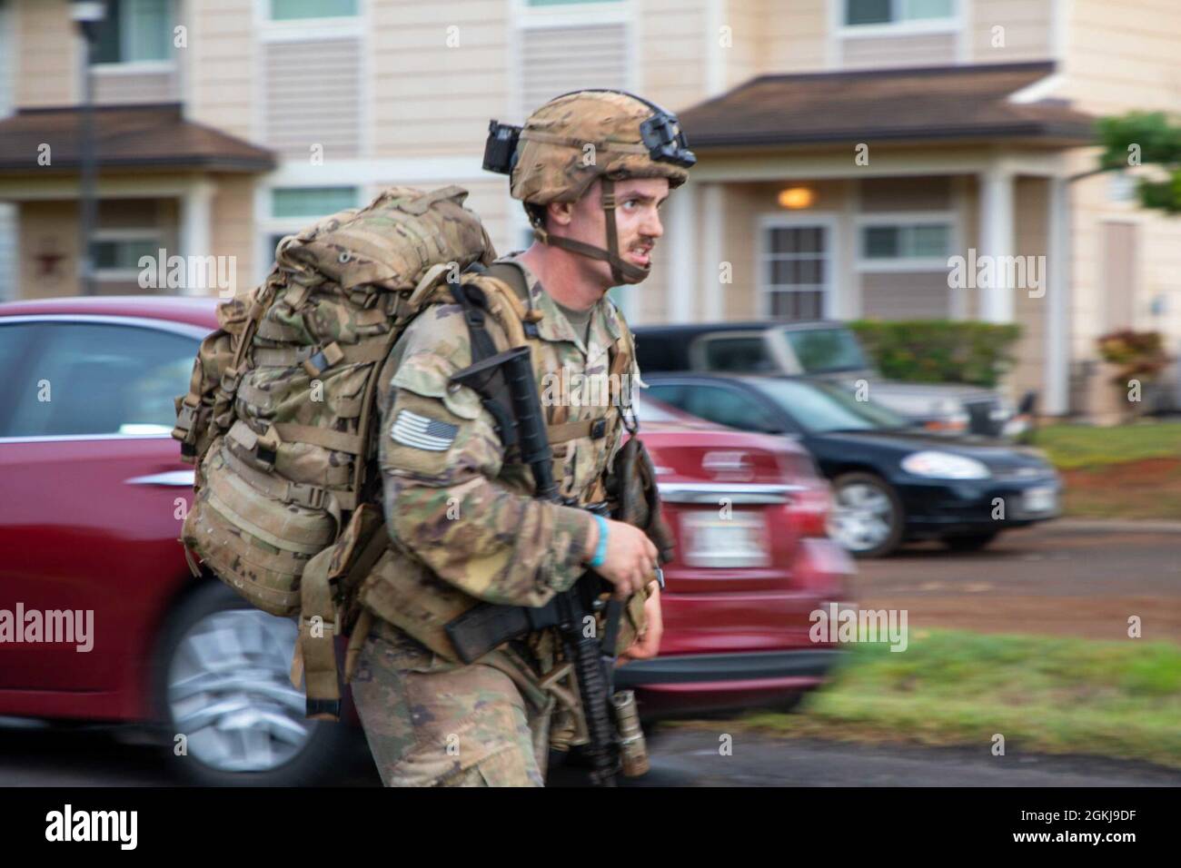 Soldiers assigned to the 25th Infantry Division and U.S. Army Hawaii ...