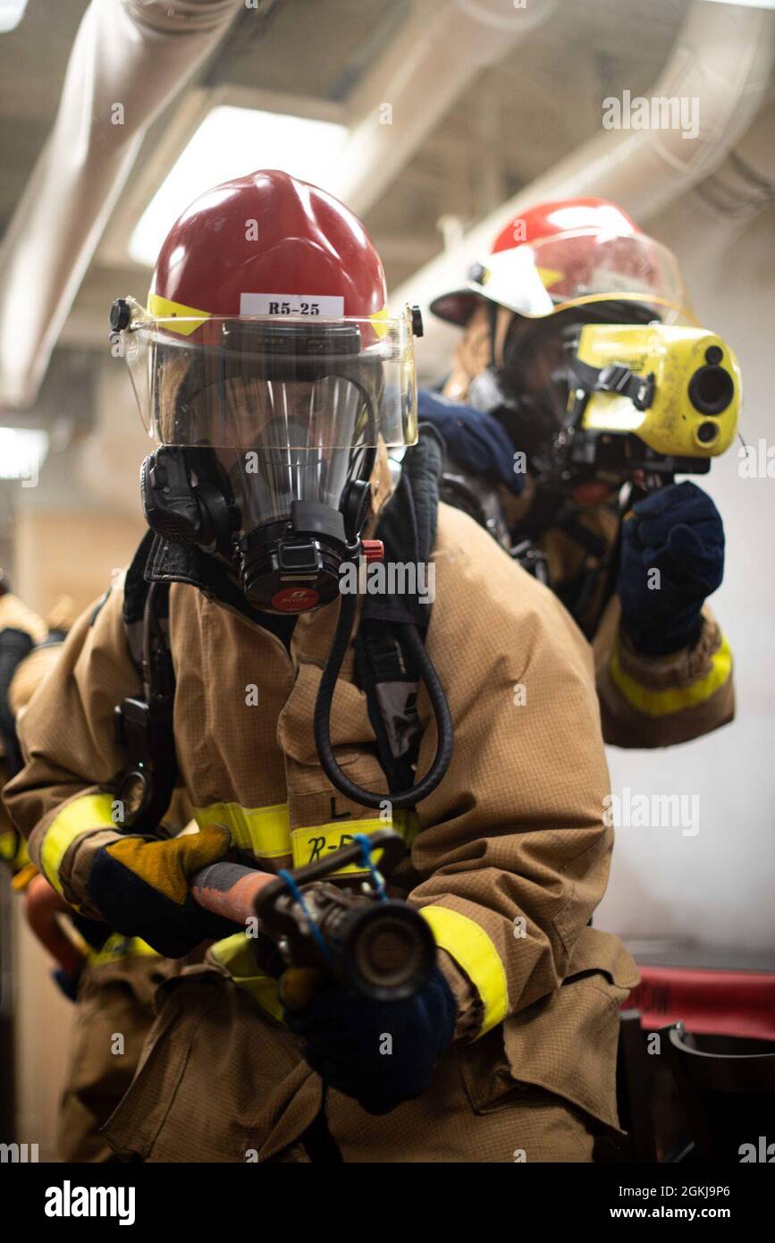 PACIFIC OCEAN (April 30, 2021) U.S. Navy Engineman 2nd Class William ...