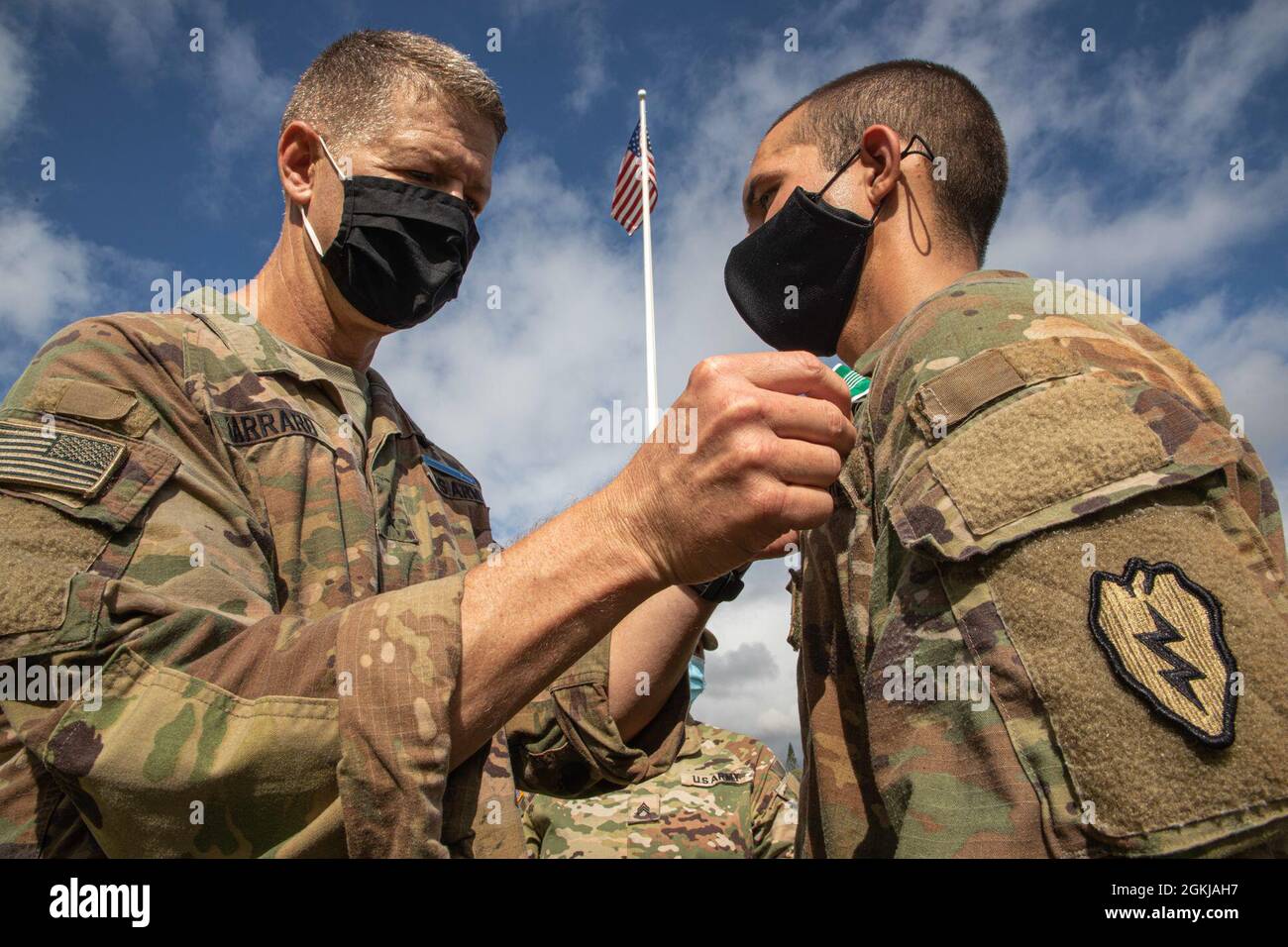 Maj. Gen. James B. Jarrard, commanding general, 25th Infantry Division ...