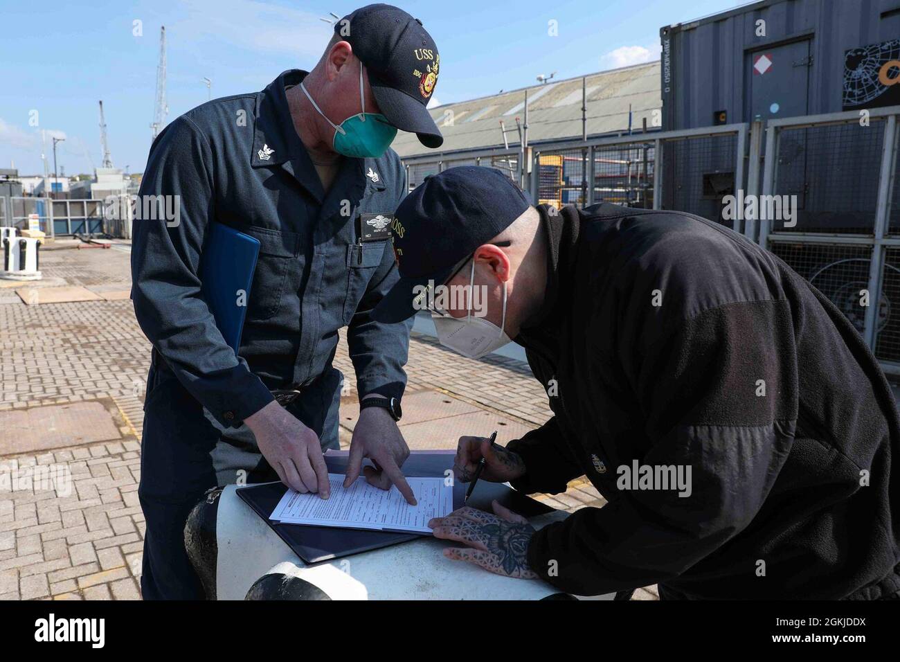 PLYMOUTH, England (May 1, 2021) Senior Chief Fire Controlman (Aegis ...