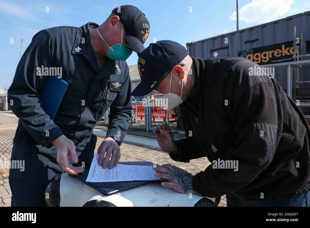PLYMOUTH, England (May 1, 2021) Senior Chief Fire Controlman (Aegis ...