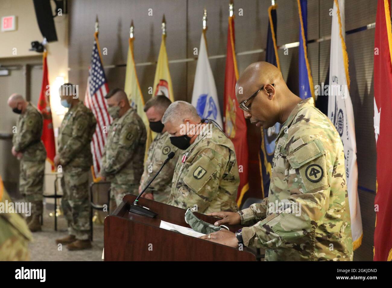 U.S. Army soldiers, attached to the 254th Regiment Headquarters, New ...
