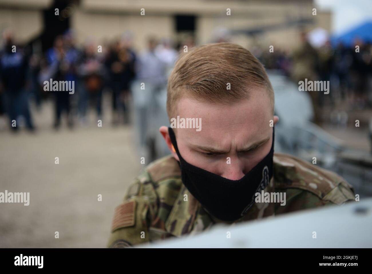 Airman Matthew Heckman, 35th Aircraft Maintenance Unit weapons load ...