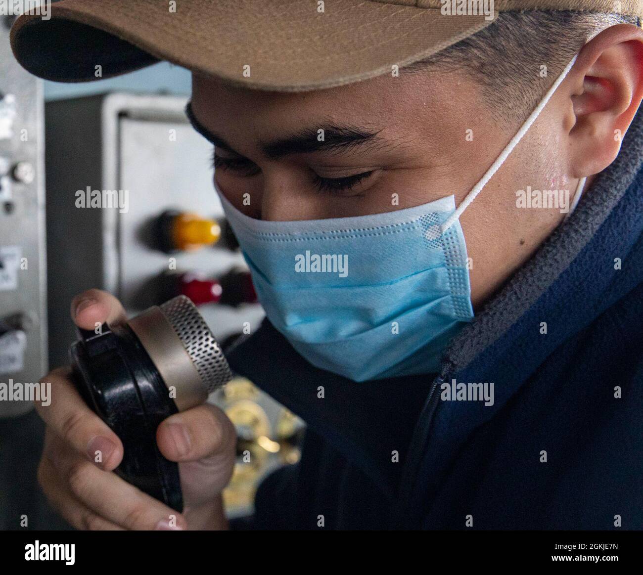 PACIFIC OCEAN (May 1, 2021) – U.S. Navy Boatswain’s Mate 3rd Class ...