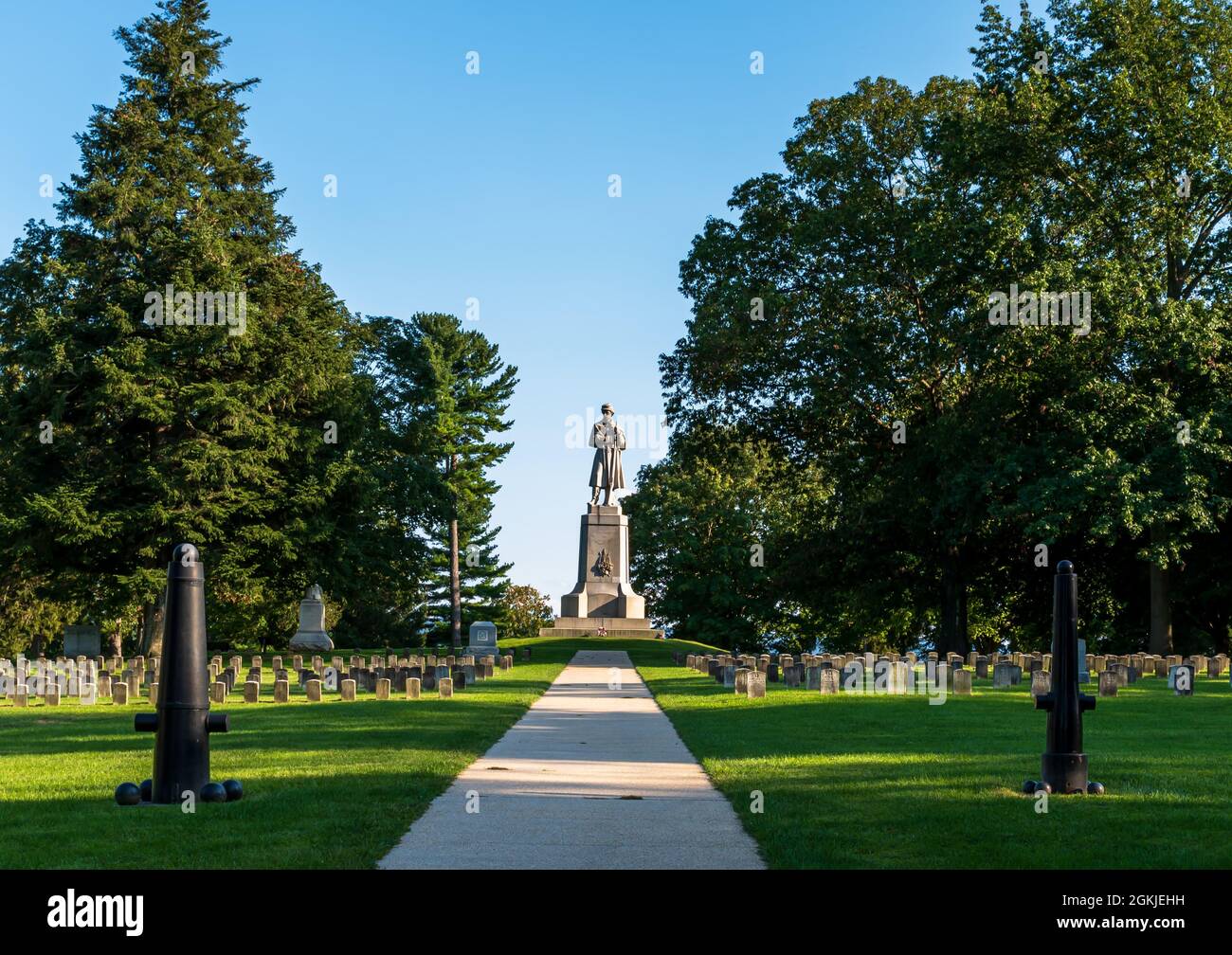 The American Volunteer (statue) monument in the Antietam National ...