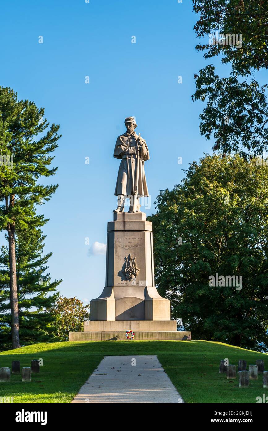 The American Volunteer (statue) monument in the Antietam National ...