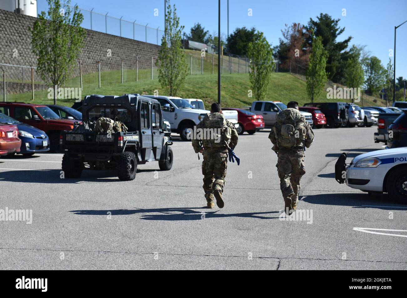 Senior Airman Ethen Hammer, 911th Aeromedical Staging Squadron medical ...