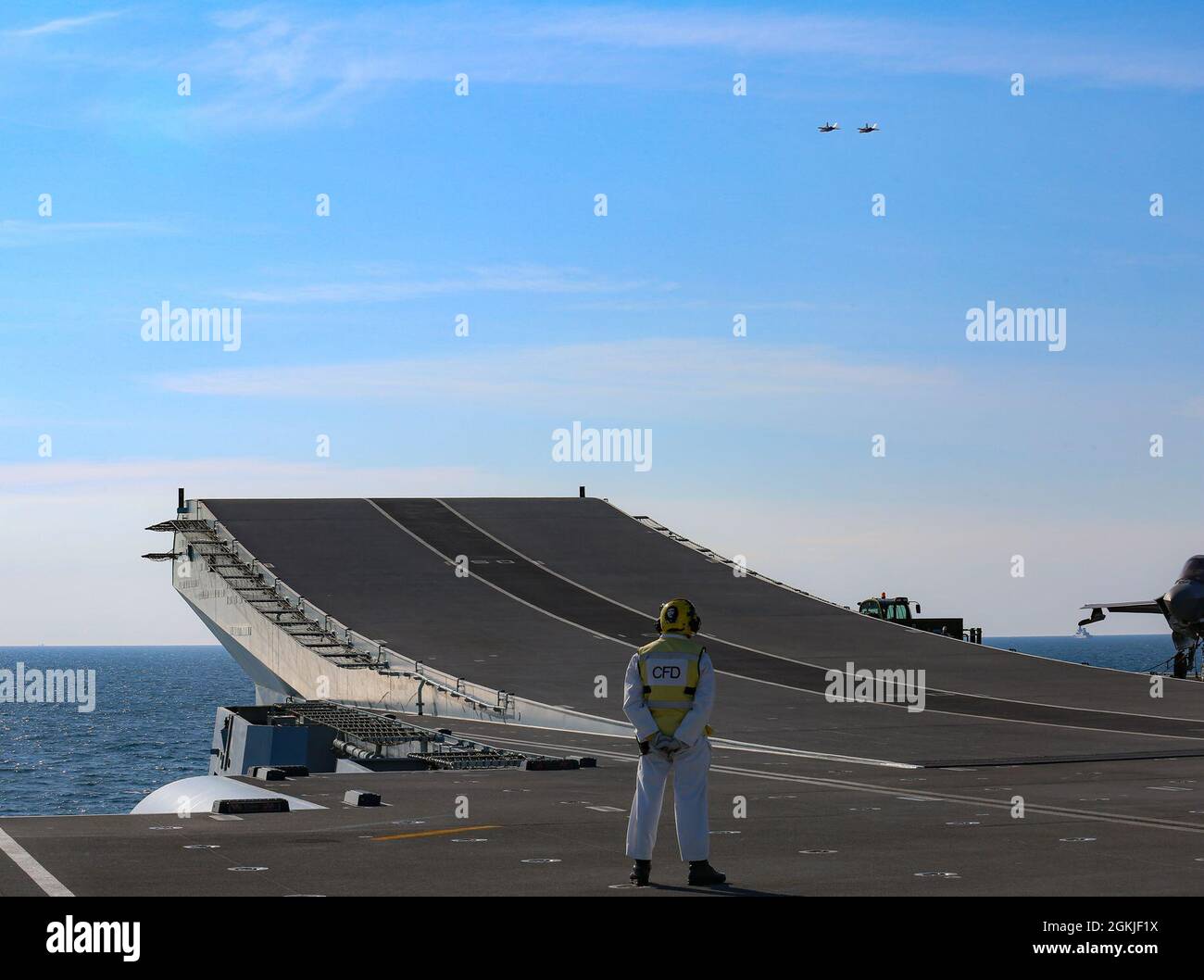 Marines with Marine Fighter Attack Squadron (VMFA) 211, Carrier Strike ...