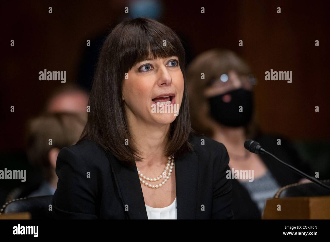Elizabeth prelogar hi-res stock photography and images - Alamy