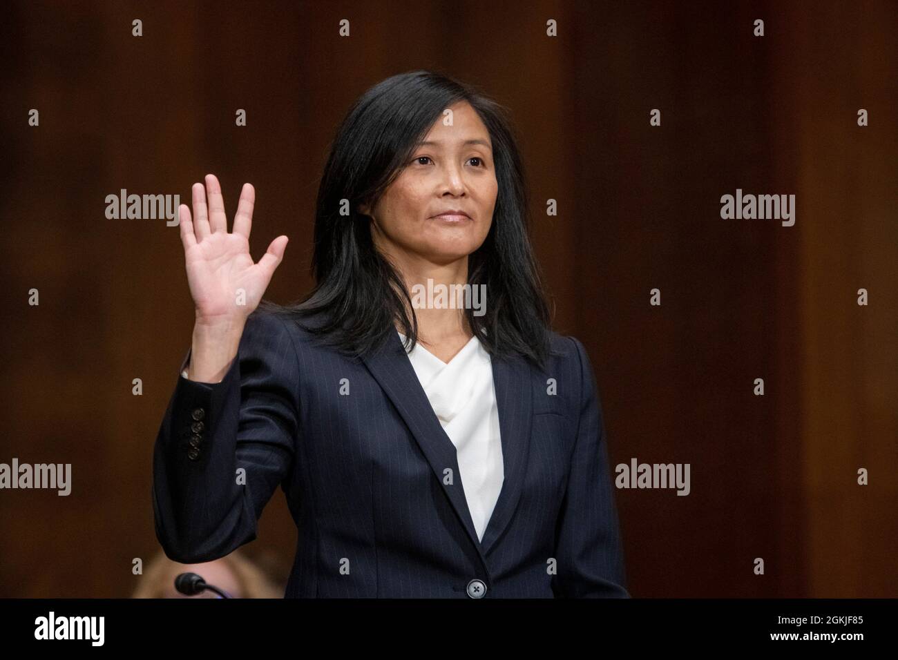 Jennifer sung hi-res stock photography and images - Alamy