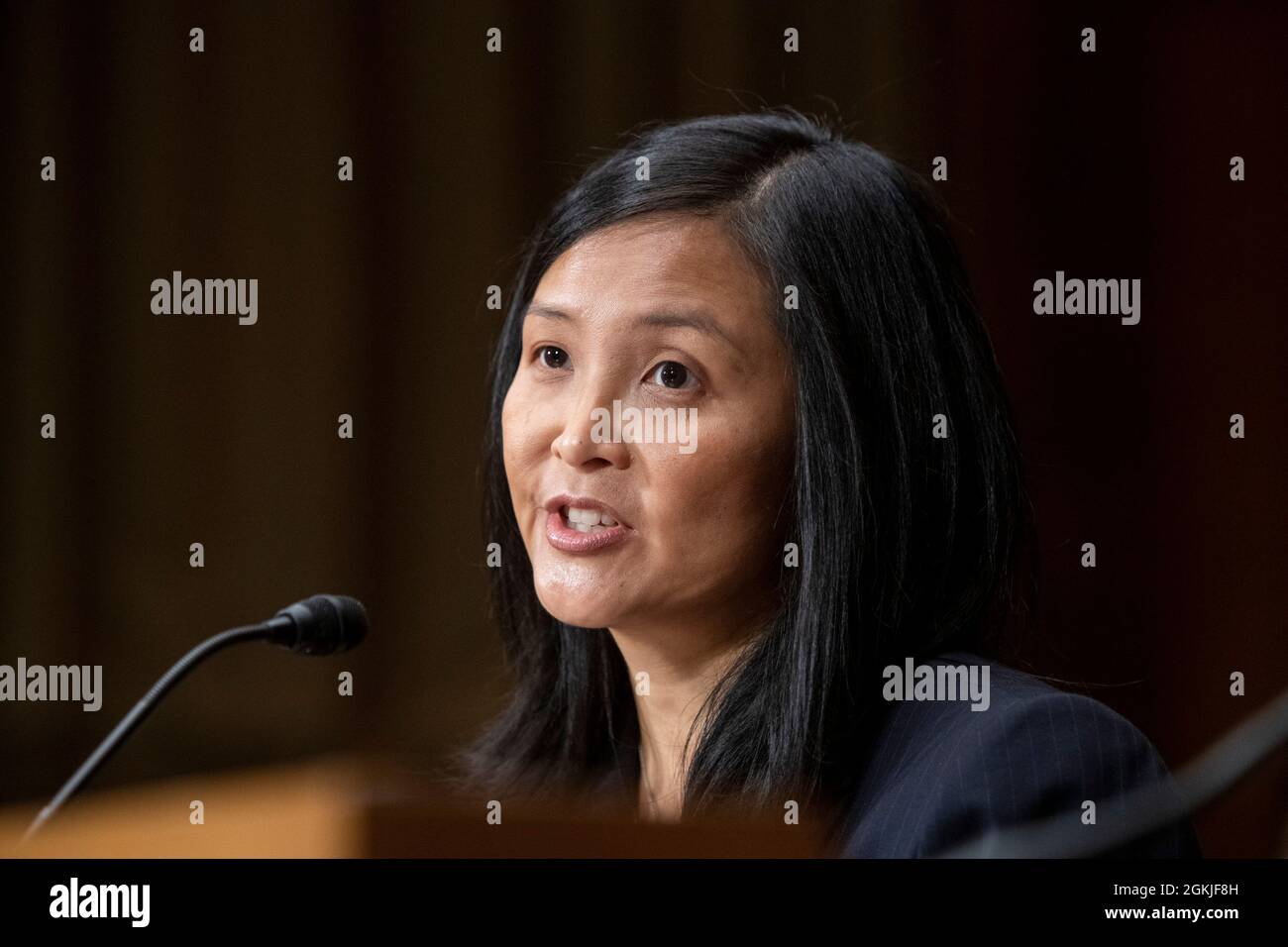 Jennifer sung hi-res stock photography and images - Alamy