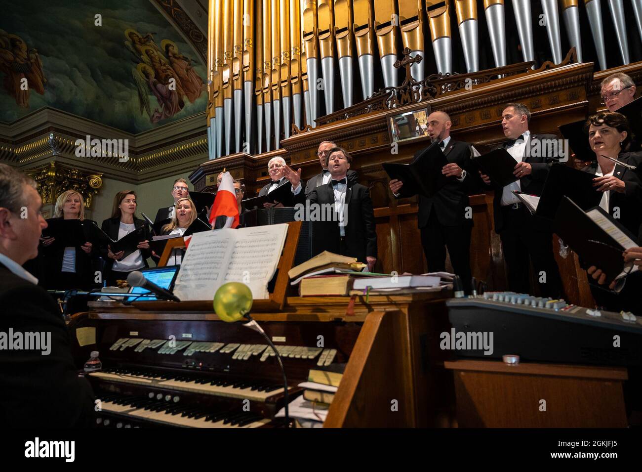 Holy Trinity Catholic Church choir sings at Mass to celebrate Polish ...