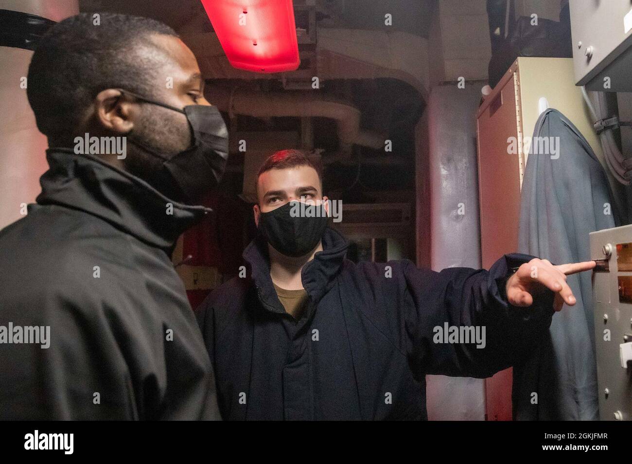 PACIFIC OCEAN (May 1, 2021) – U.S. Navy Electrician’s Mate 3rd Class ...