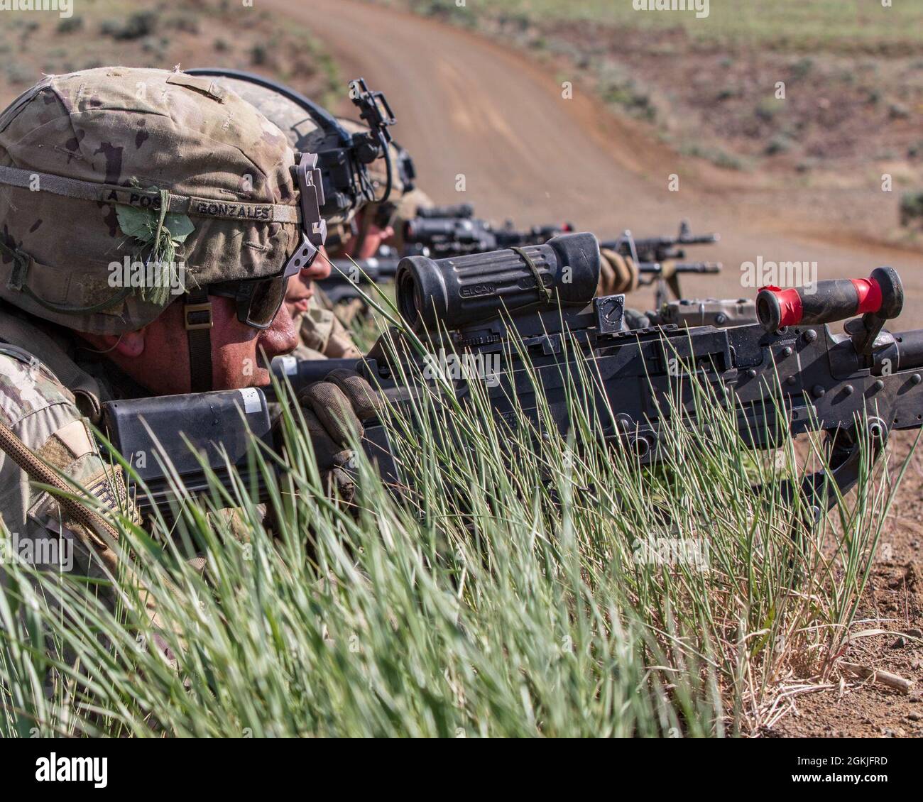 U.S. Army soldiers assigned to 2nd Battalion, 1st Infantry Regiment ...