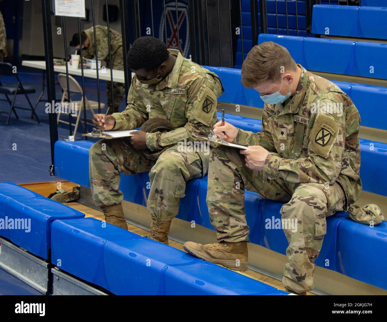 10th mountain division out of fort drum hi-res stock photography and ...