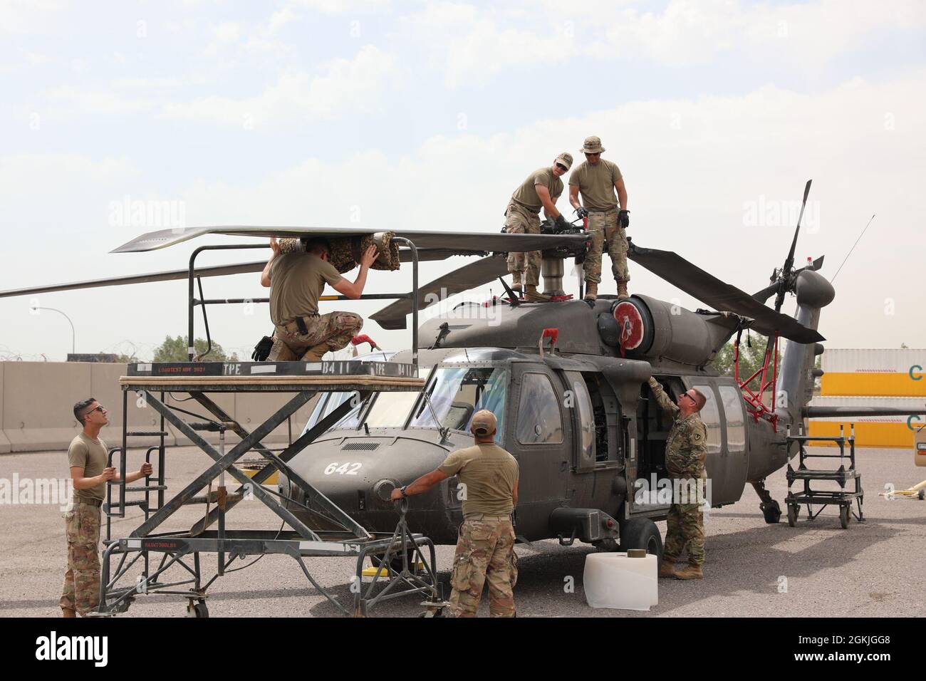 Soldiers assigned to the 1100th Theater Aviation Sustainment ...