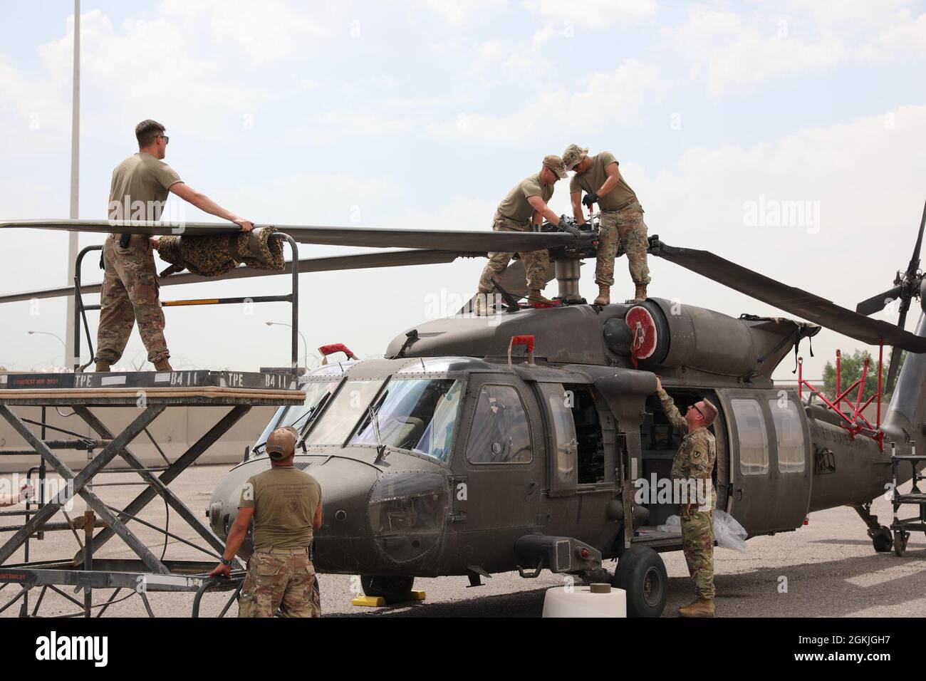 Soldiers assigned to the 1100th Theater Aviation Sustainment ...