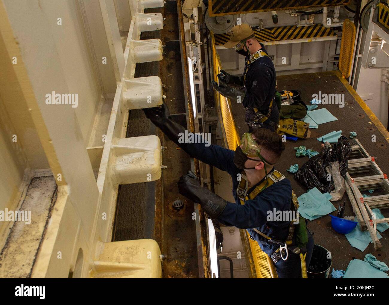 210503-N-EH998-1046 PORTSMOUTH, Va. (May 3, 2021) Aviation Ordnanceman ...