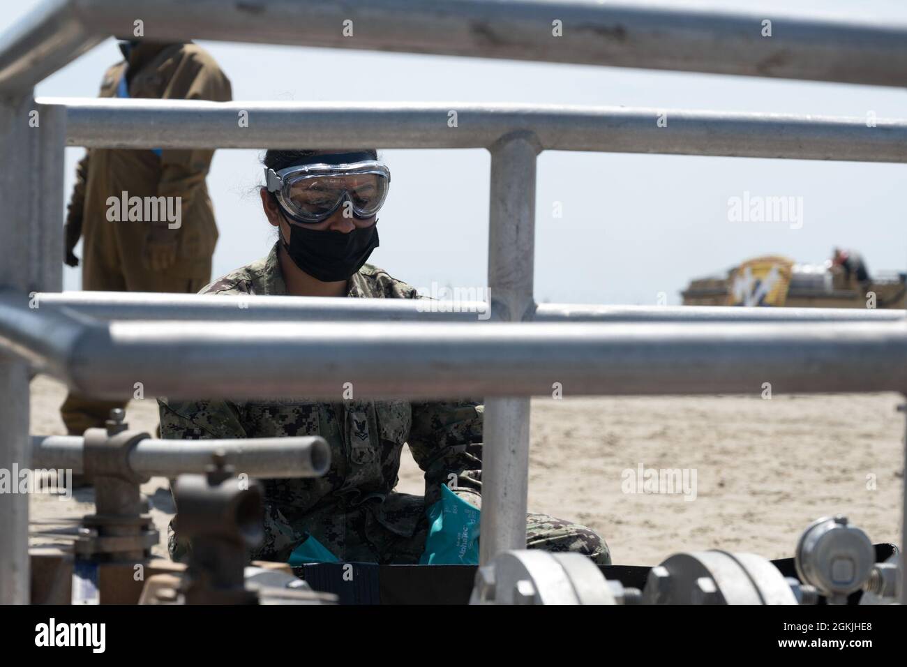 Amphibious bulk liquid transfer system hi-res stock photography and ...