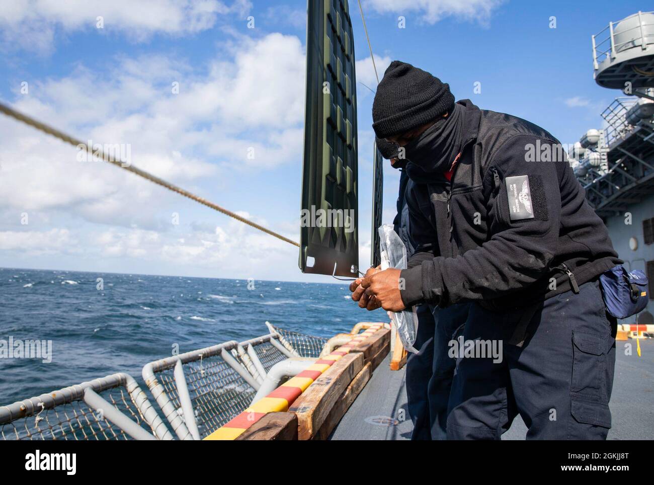 210504-N-GA608-1106 NORTH PACIFIC OCEAN (May 4, 2021) – U.S. Navy ...