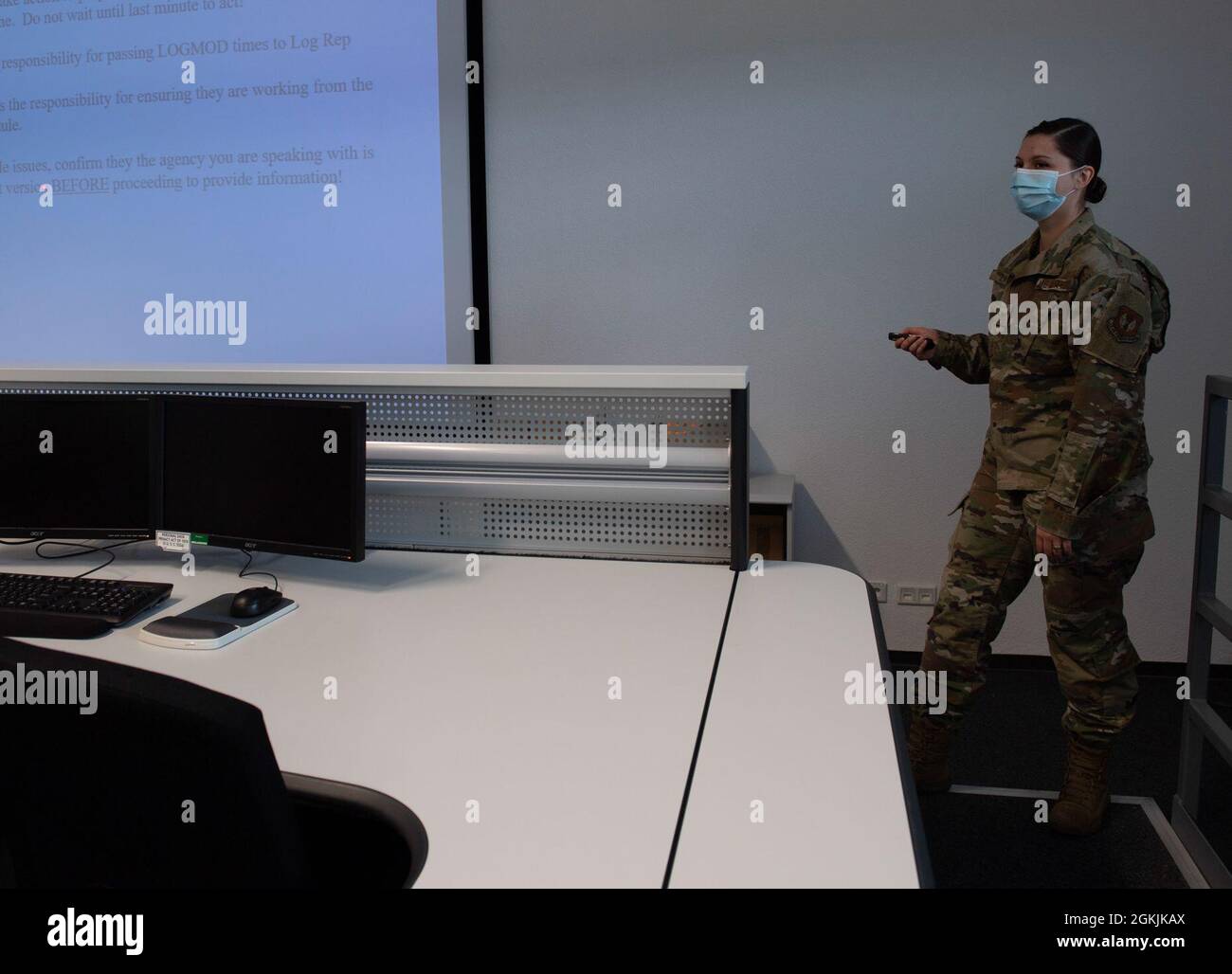 86th logistics readiness squadron hi-res stock photography and images ...