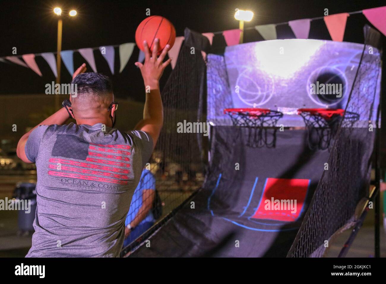 Kuwait basket hi-res stock photography and images - Alamy