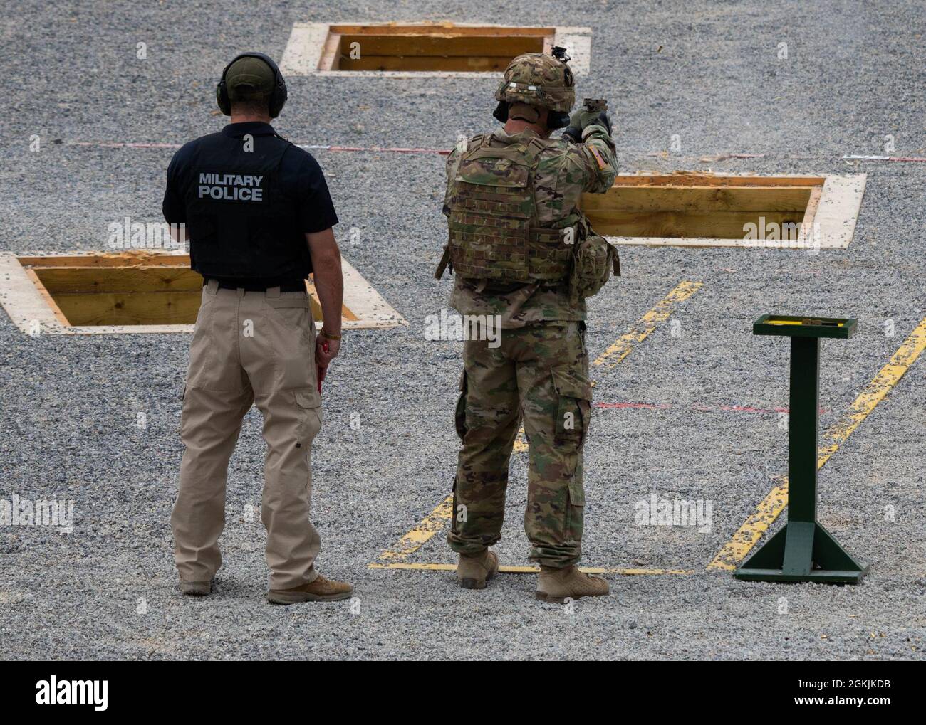 M17 pistol hi-res stock photography and images - Alamy