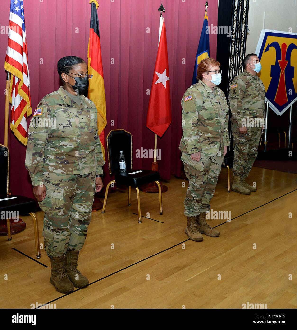 Lt col raymond hi-res stock photography and images - Alamy