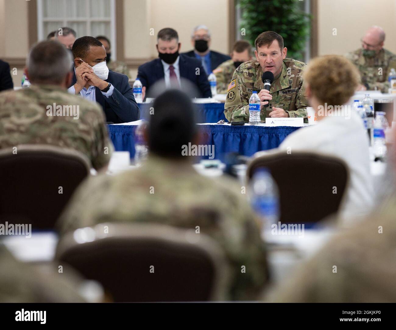III Corps and Fort Hood leadership meet with members of the United ...
