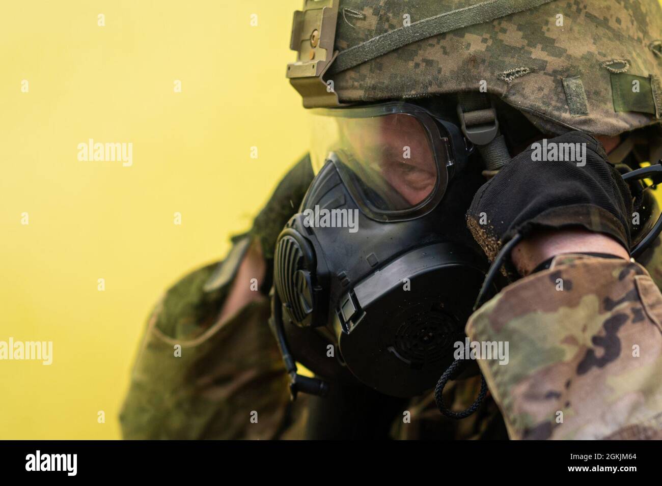U.S. Army Staff Sgt. Ralph Bird, New Jersey National Guard, competes in ...