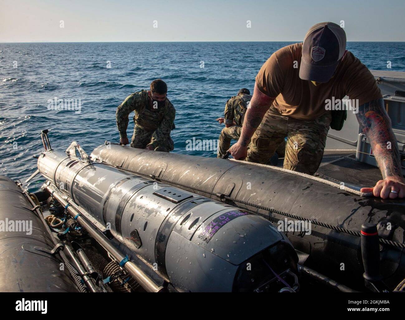 Mark 18 mod 2 unmanned underwater vehicle hi-res stock photography and ...