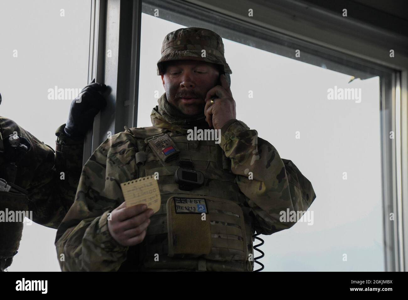 A British soldier assigned to Charlie Battery, 3rd Regiment, Royal ...