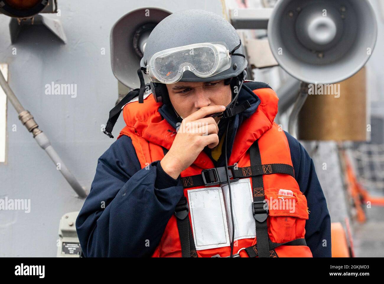 Military sealift command fleet replenishment oiler usns bridge hi-res ...
