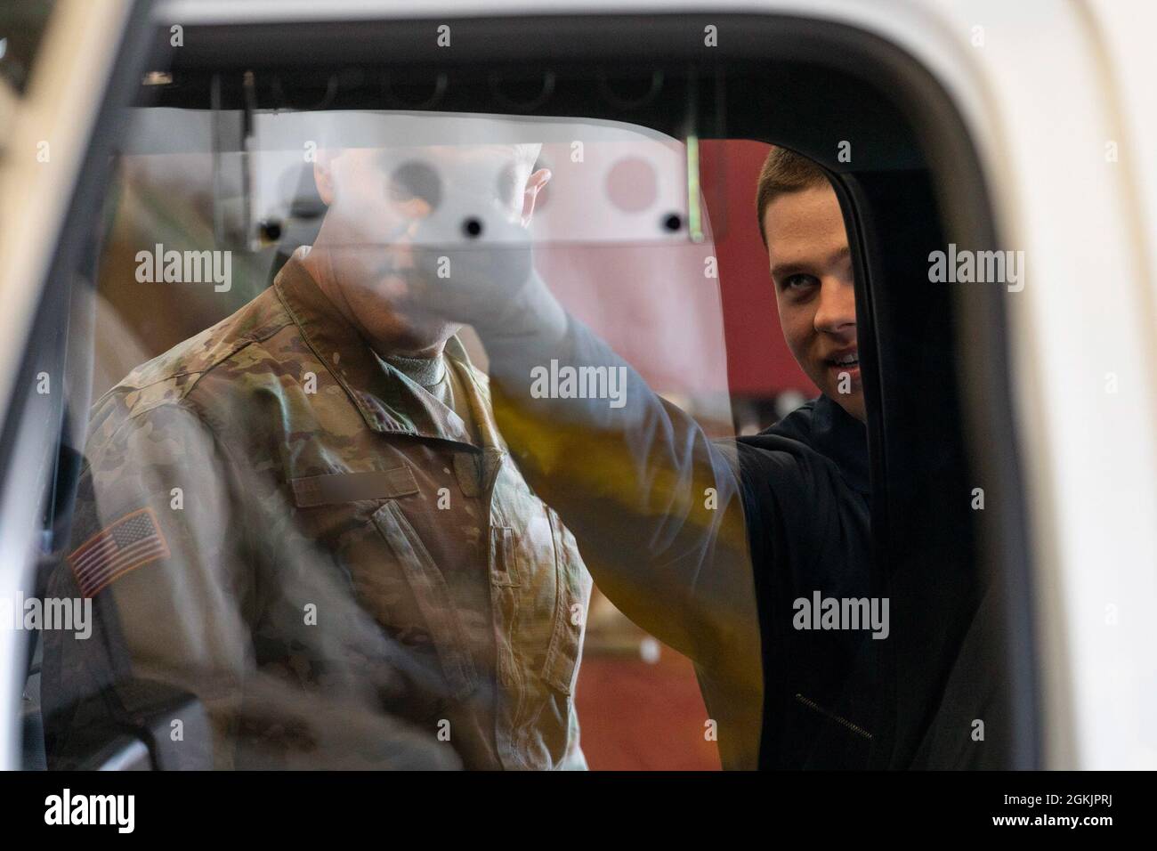 Soldiers assigned to Task Force Badge assist Yuma County Sheriffs ...