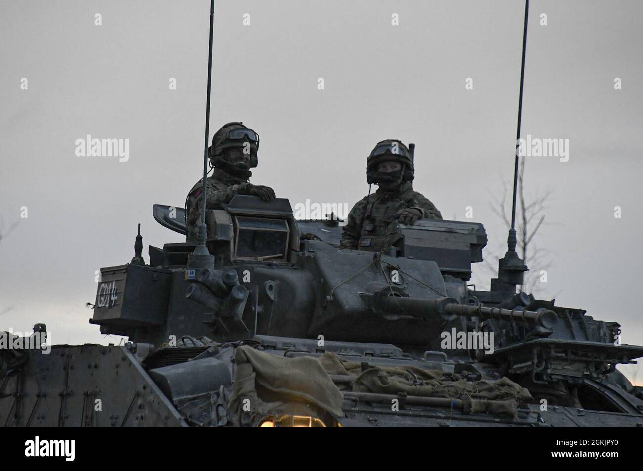 British soldiers assigned to Charlie Battery, 3rd Regiment, Royal Horse ...